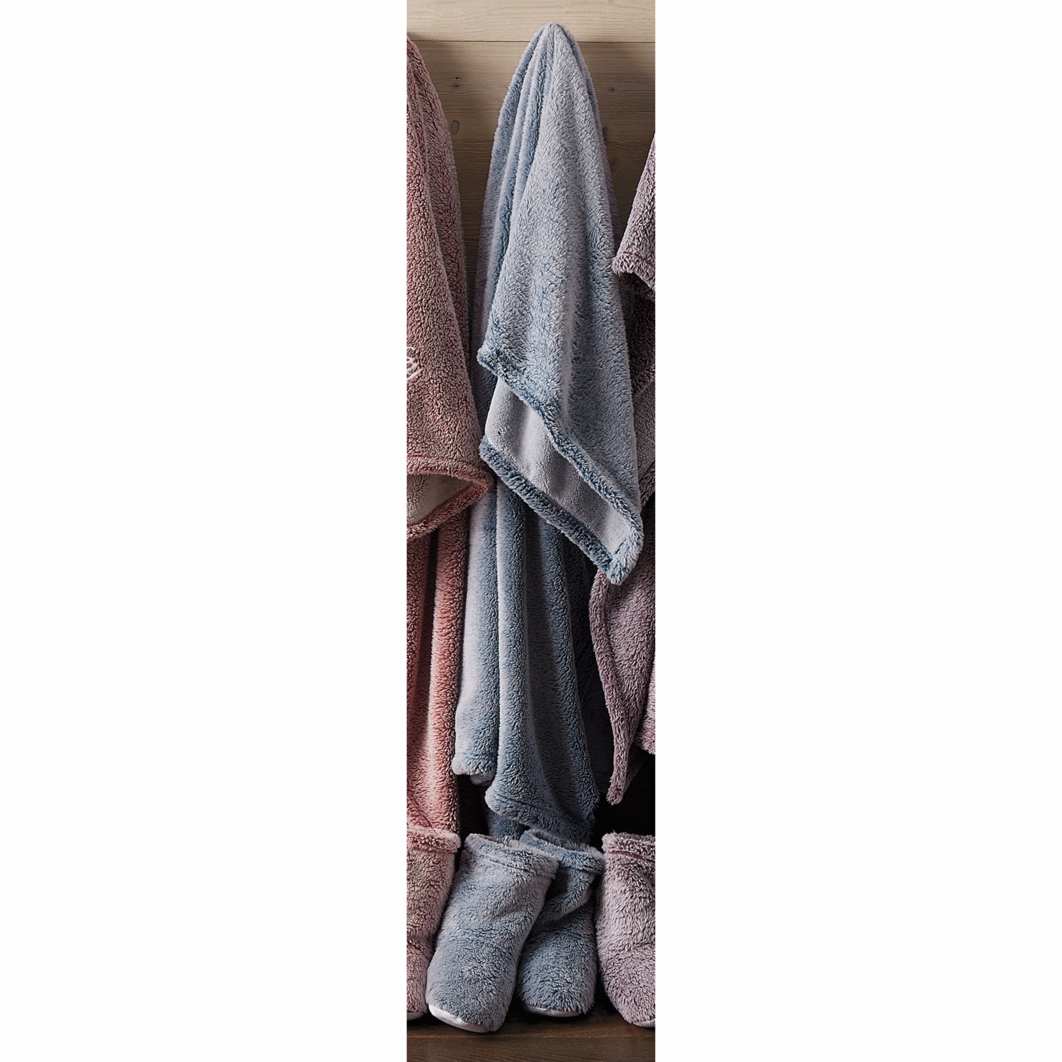 Ultraplush Throw Blanket and Bootie Slippers Gift Set | Montgomery Ward