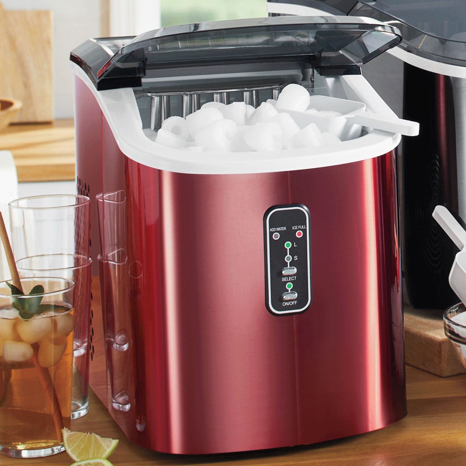 Chef Tested Self-Cleaning Ice Maker by Wards | Montgomery Ward