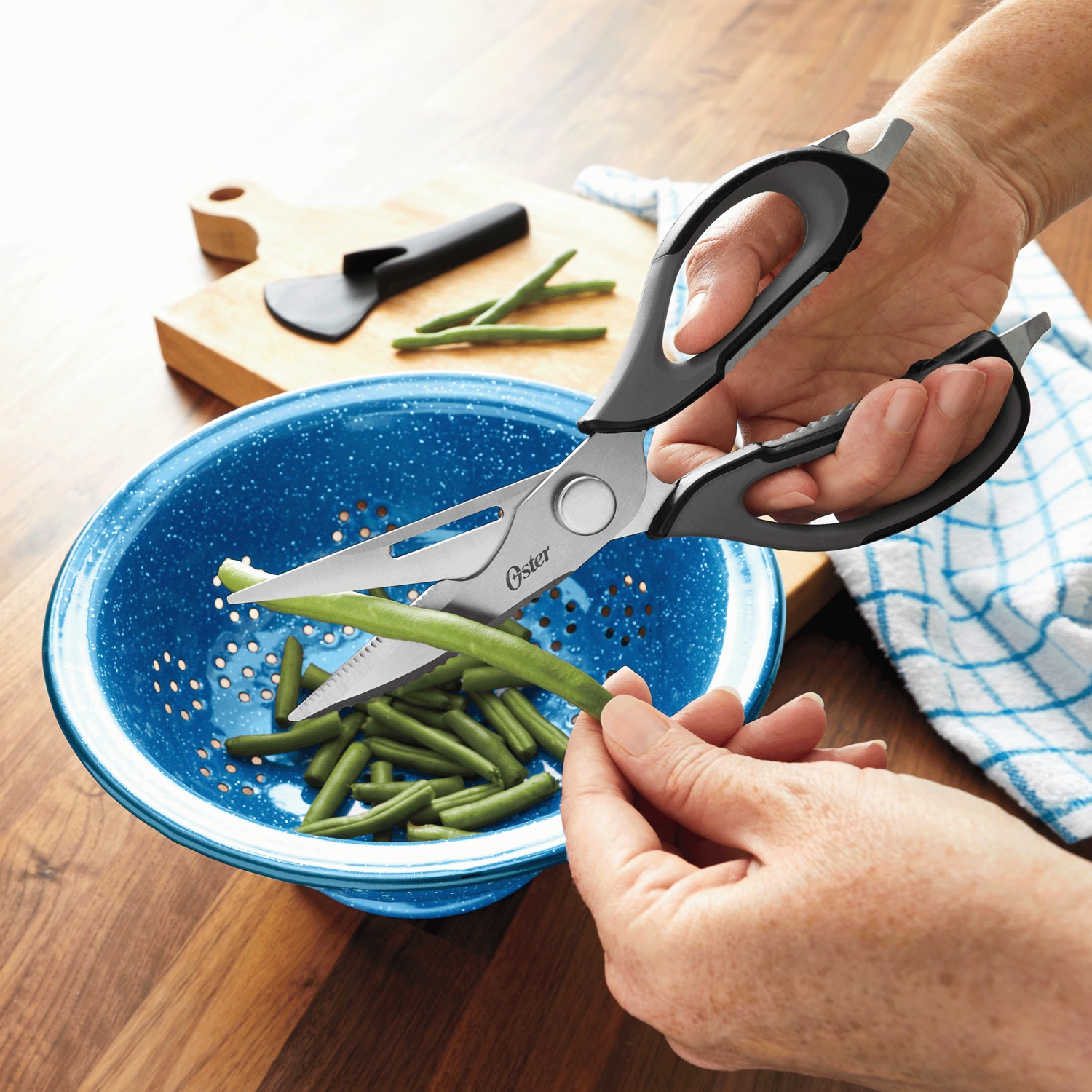 Oster Multi-Function Kitchen Shears | Montgomery Ward