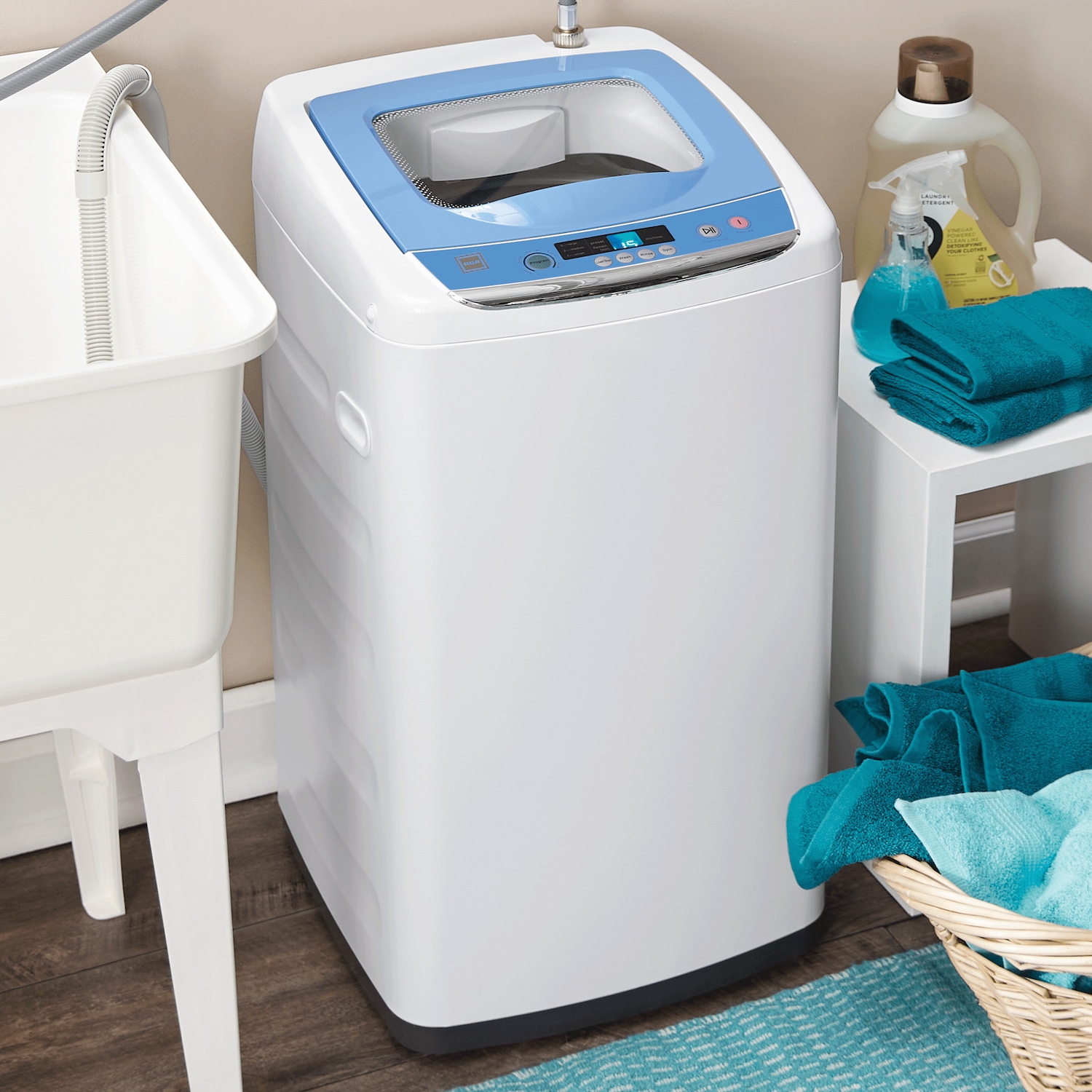 RCA 0.9 cu. ft. Portable Washer | Montgomery Ward