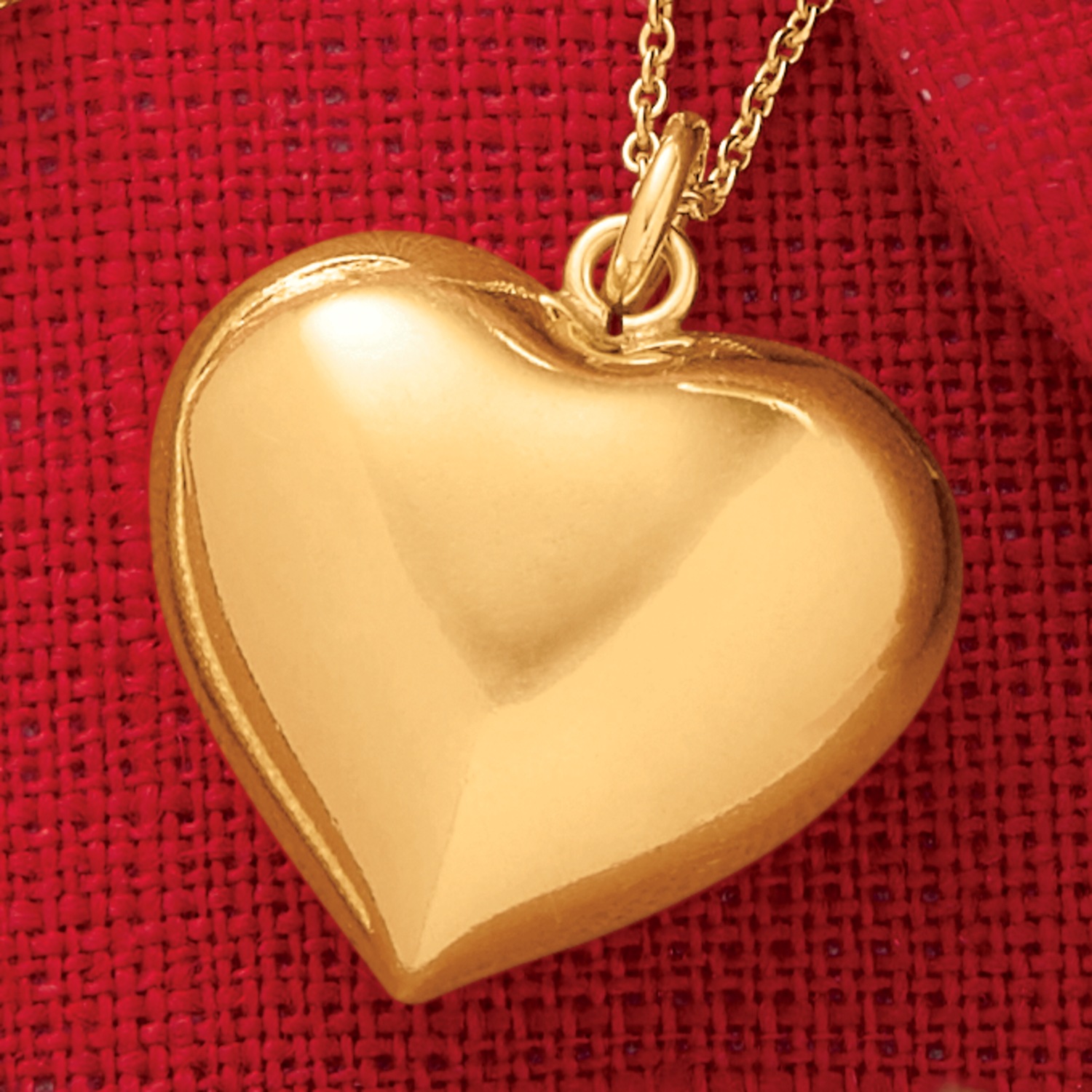 Shape Pendant | Montgomery Ward