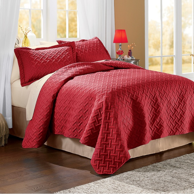 Color Connection® Solid Quilt | Montgomery Ward