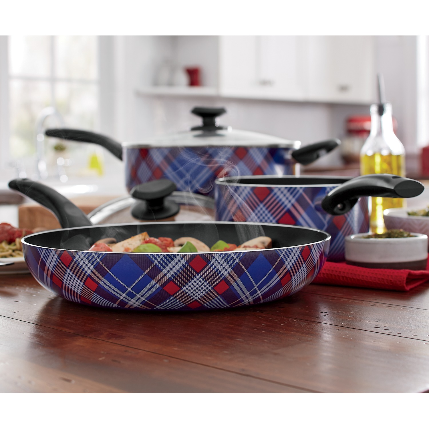 Ginny's 5-Piece Patterned Aluminum Cookware Set | Montgomery Ward