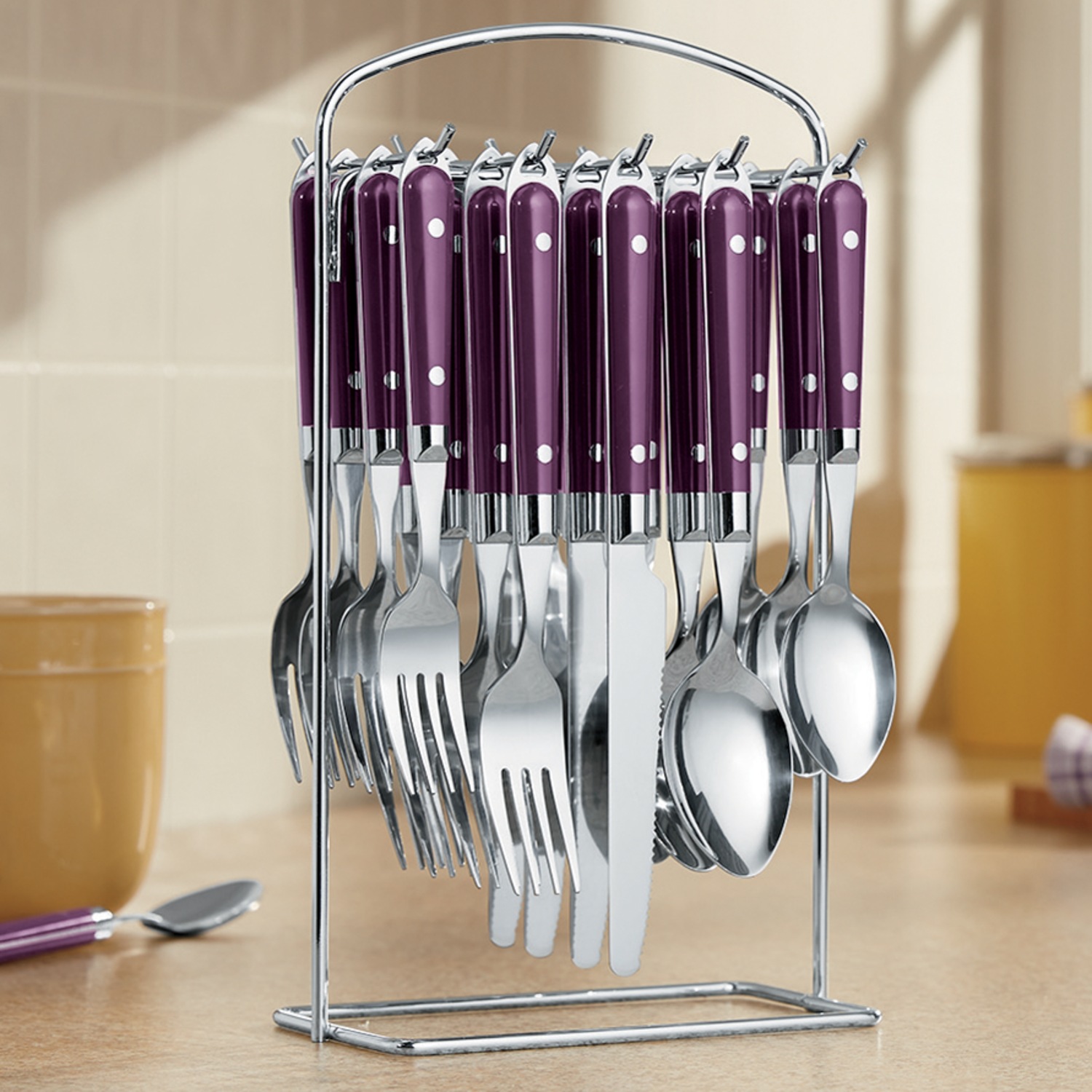 20-Piece Hanging Flatware Set | Montgomery Ward