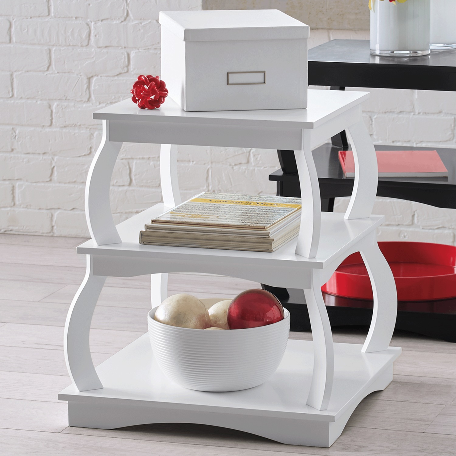 Metro Mix Side Table | Montgomery Ward