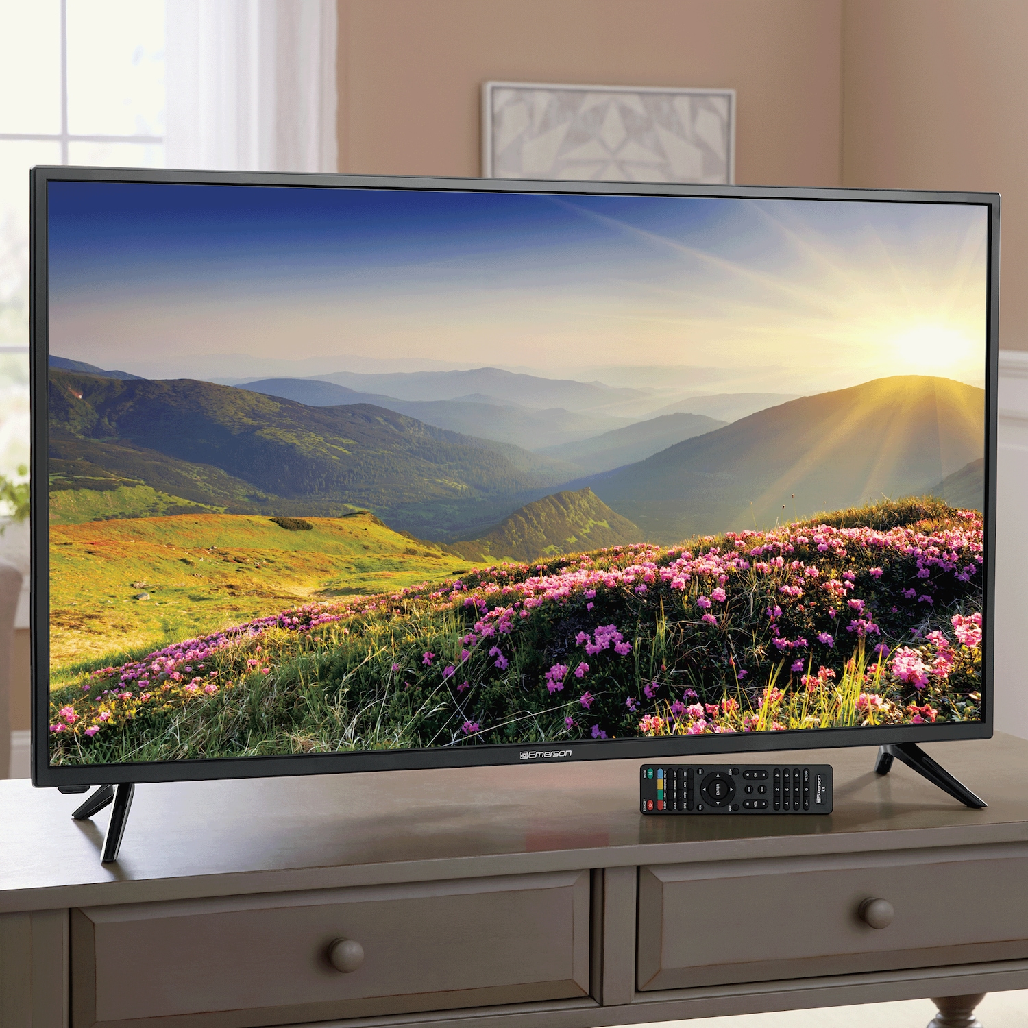 Emerson 1080p 40" TV | Montgomery Ward