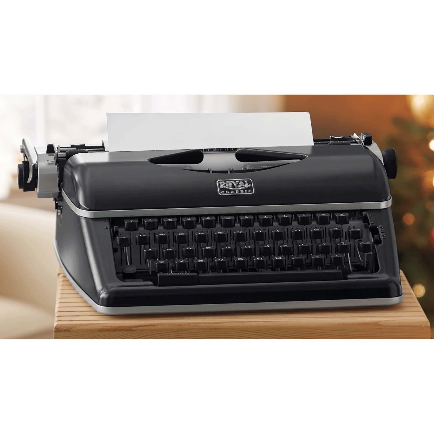 Royal Classic Manual Typewriter | Montgomery Ward