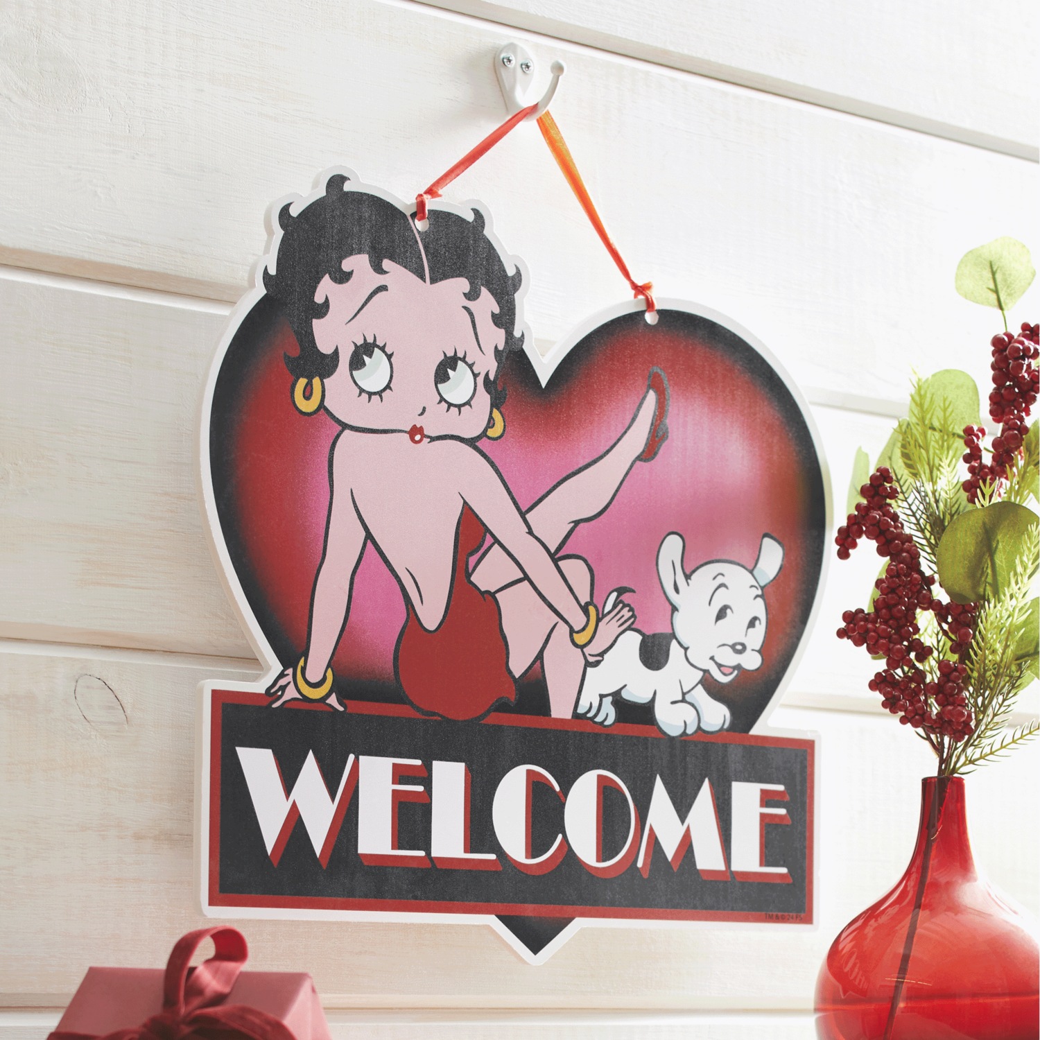 Betty Boop Welcome Heart Hanging | Montgomery Ward