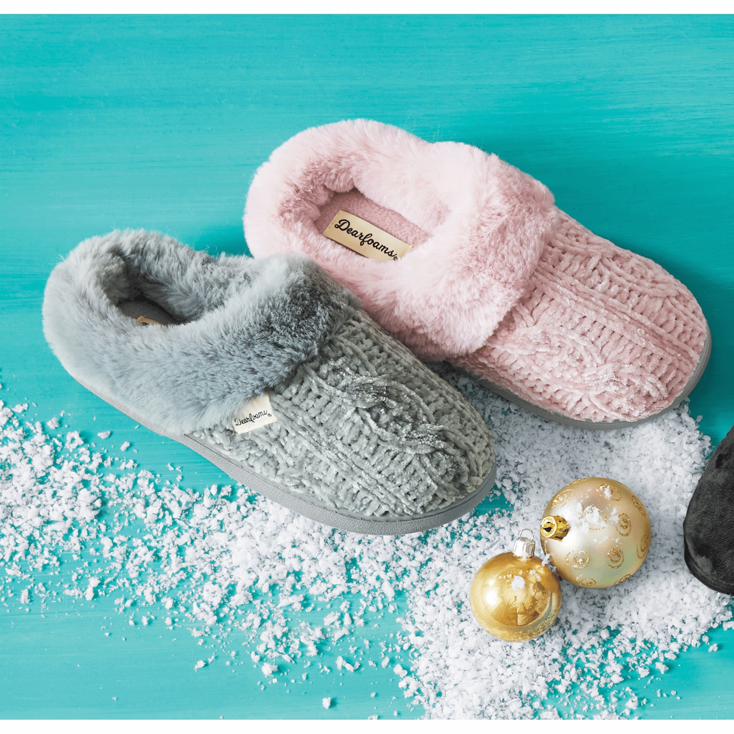 Dearfoams Claire Cable-Knit Chenille Clog | Montgomery Ward